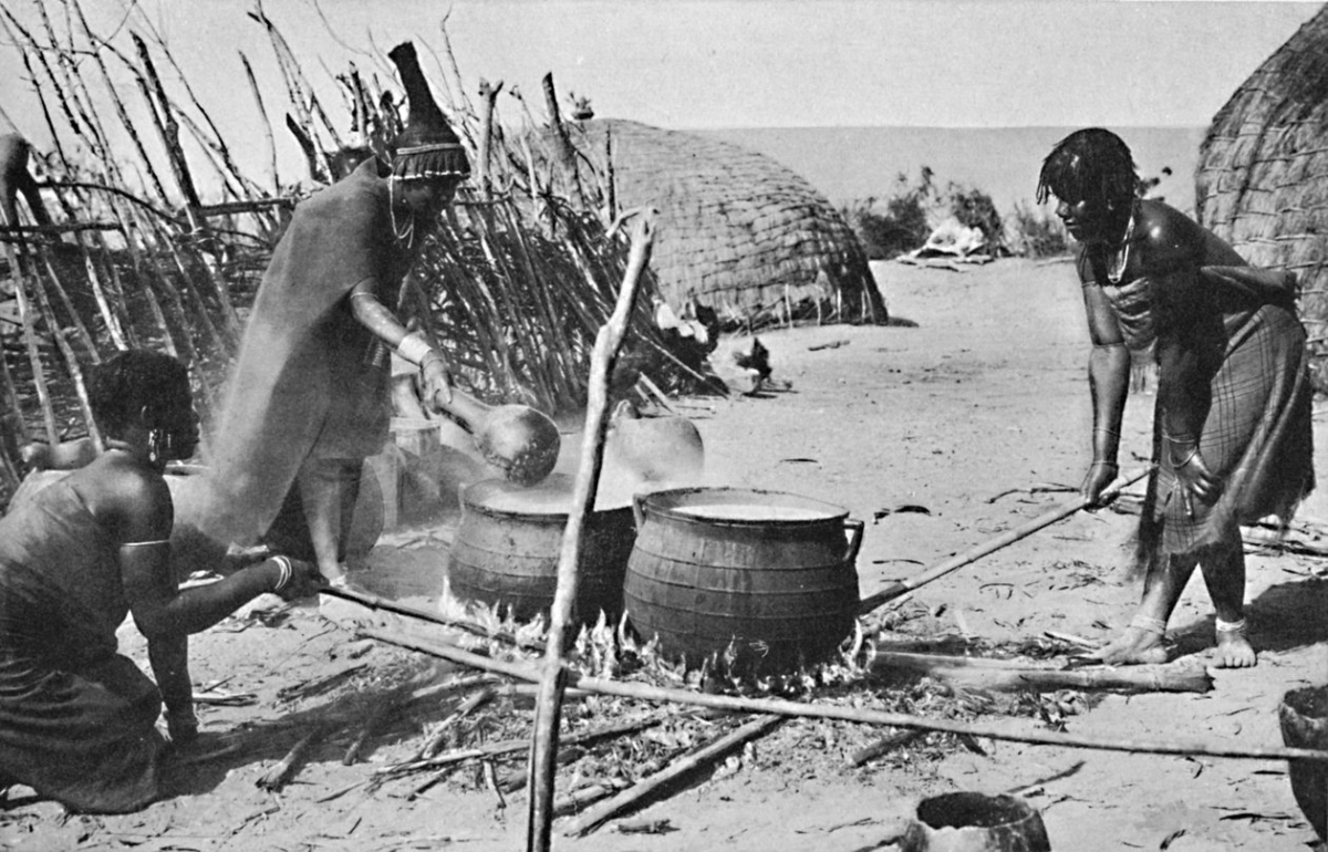 ZULU UKHAMBA AND ISICHUMO BASKETS - The Ethnic Home